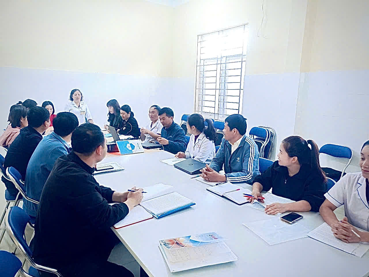 (TTYT huyện Tam Đường) Thẩm định 19 đề cương đề tài nghiên cứu khoa học, sáng kiến khoa học năm 2025